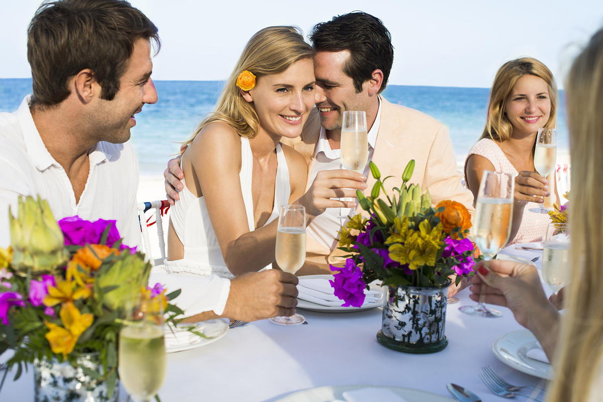 Plan The Ultimate Romantic Getaway For All Your Couples Events in The ...