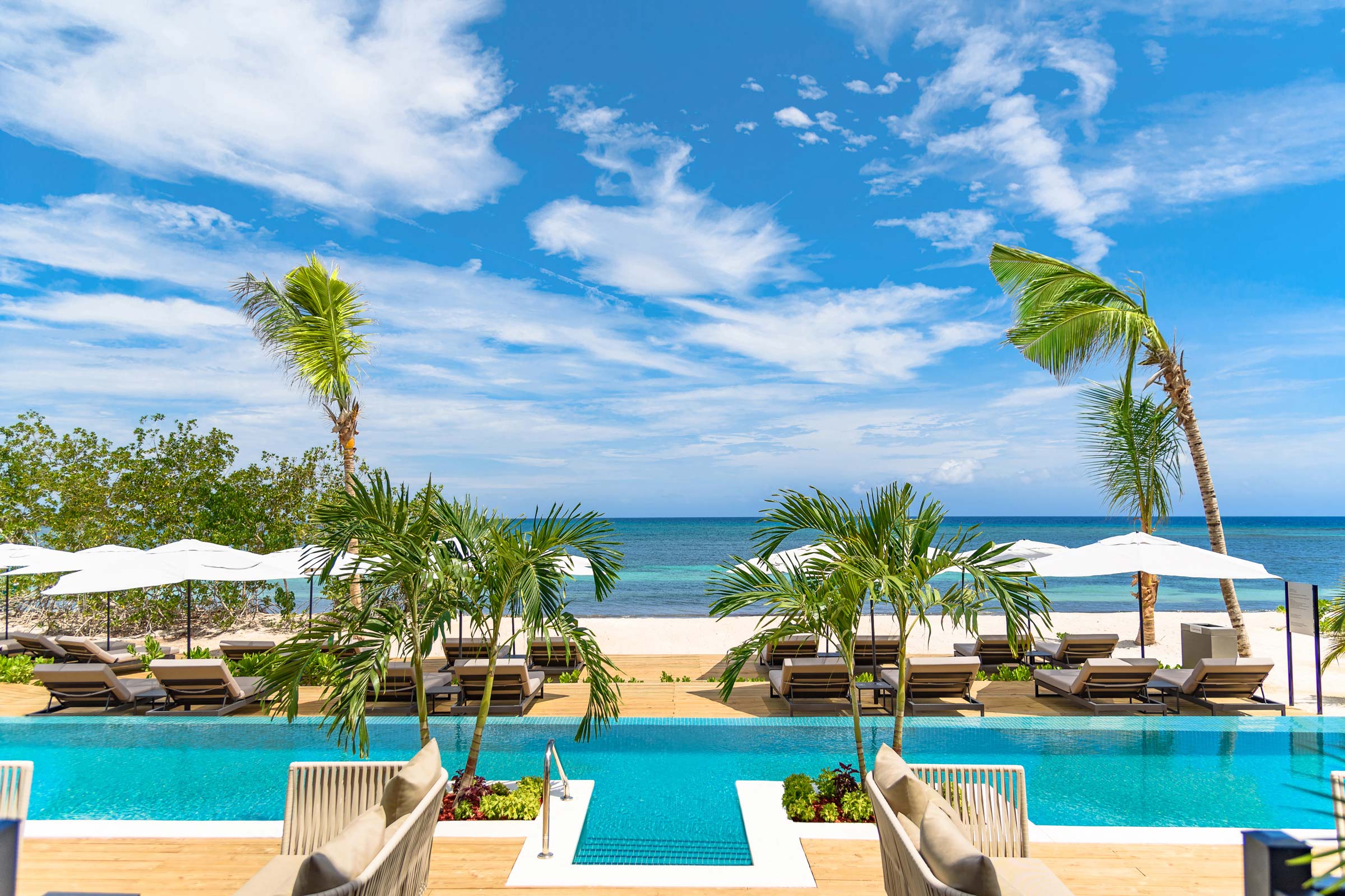 How to Organize Your Vacations in Time For The Holidays in One of Our ...